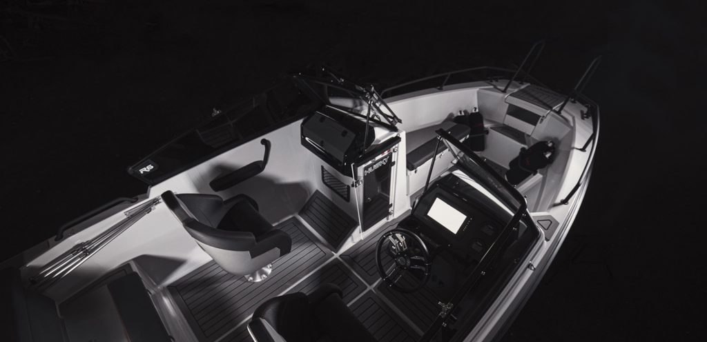 Finnmaster Husky – LP Marineservice